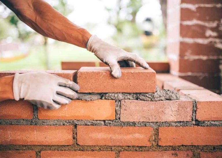 Réaliser un mur en brique pleine – Tout sur le béton
