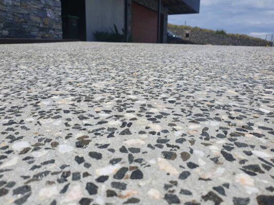 Qu’est-ce qu’un béton bouchardé ? – Tout sur le béton